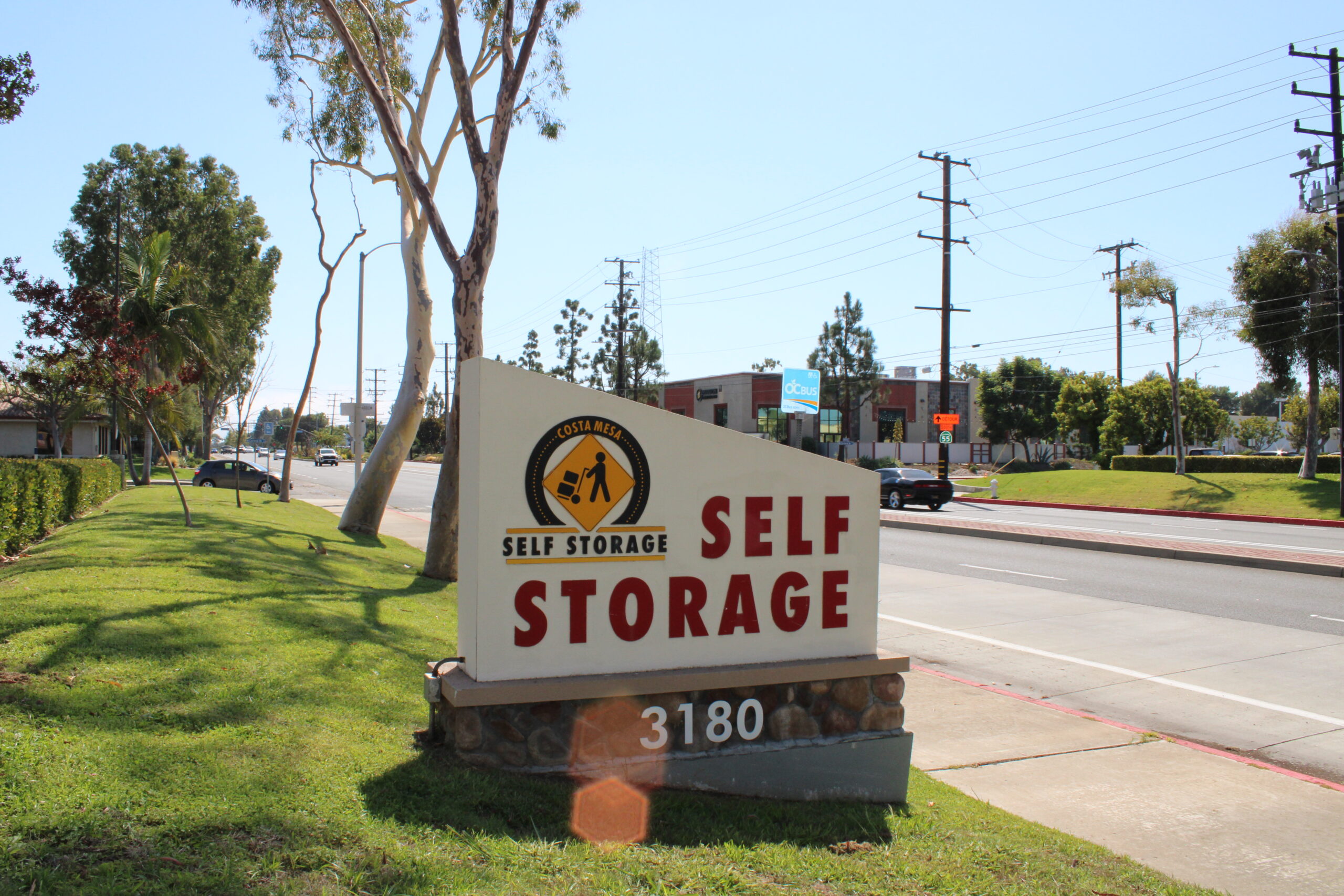 Self Storage Units in Costa Mesa, CA